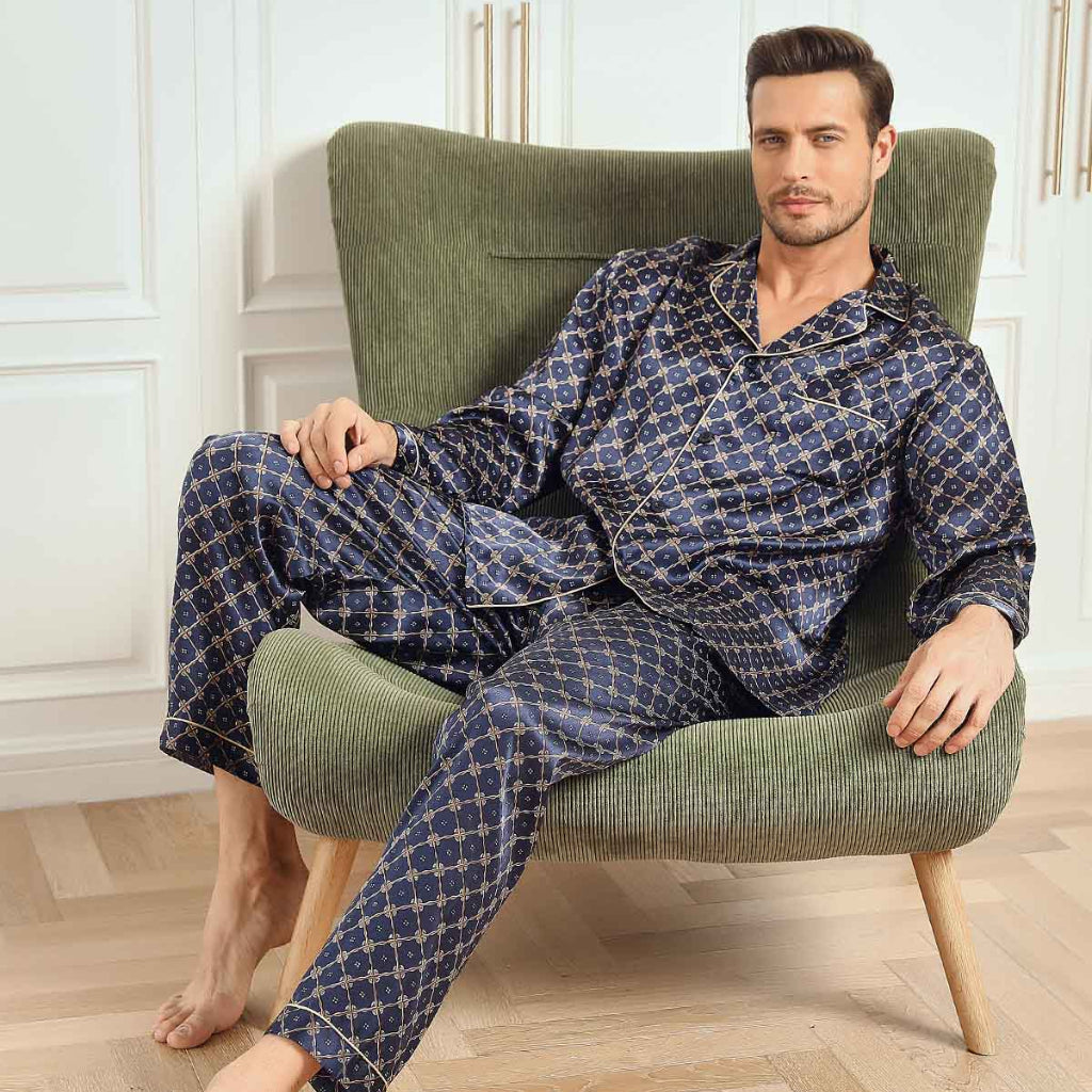 Styling Men in Everyday PJ’s: Elevating Comfort with Style – SILKSILKY